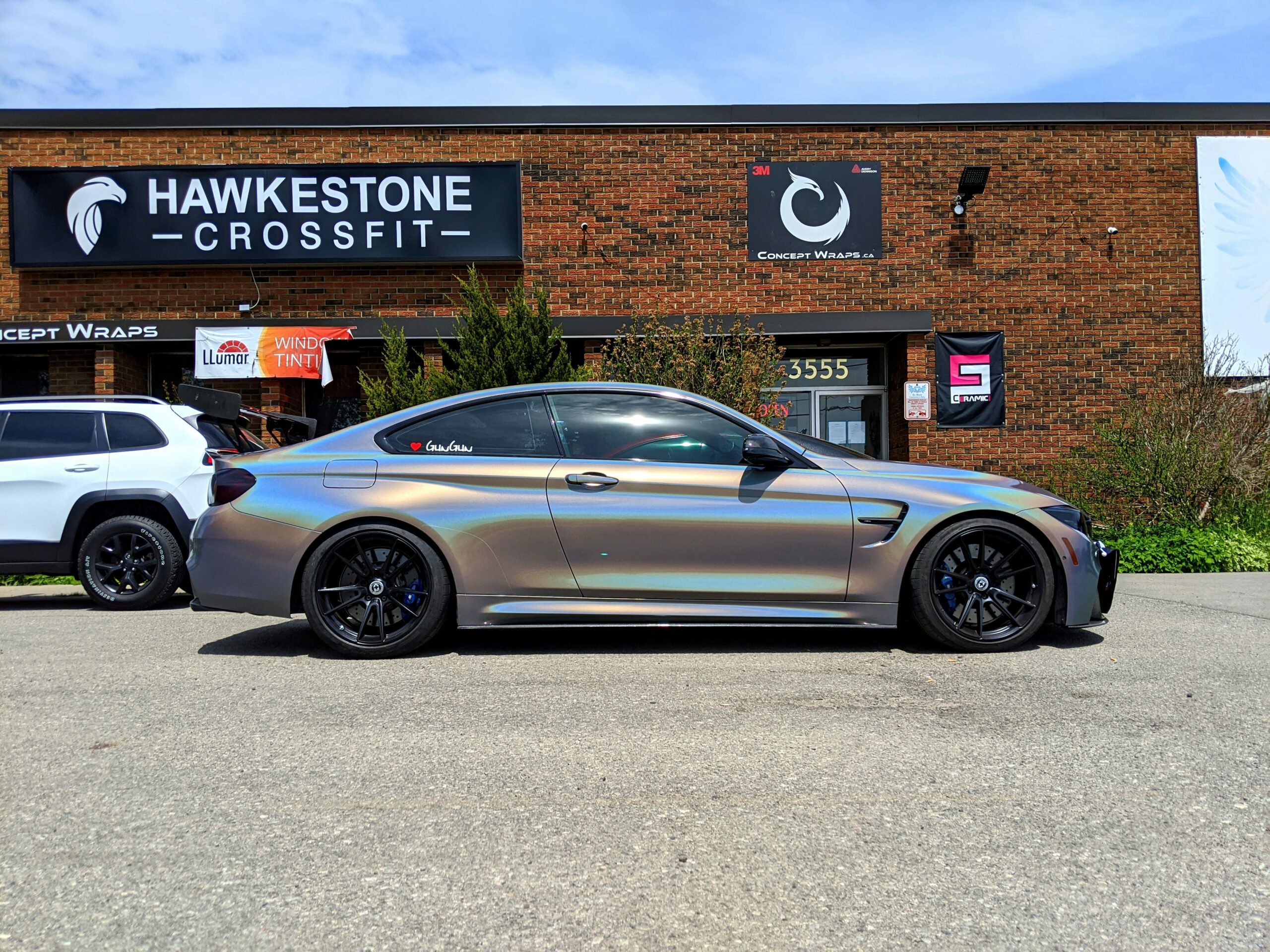 BMW M4 Psychedelic - Concept Wraps
