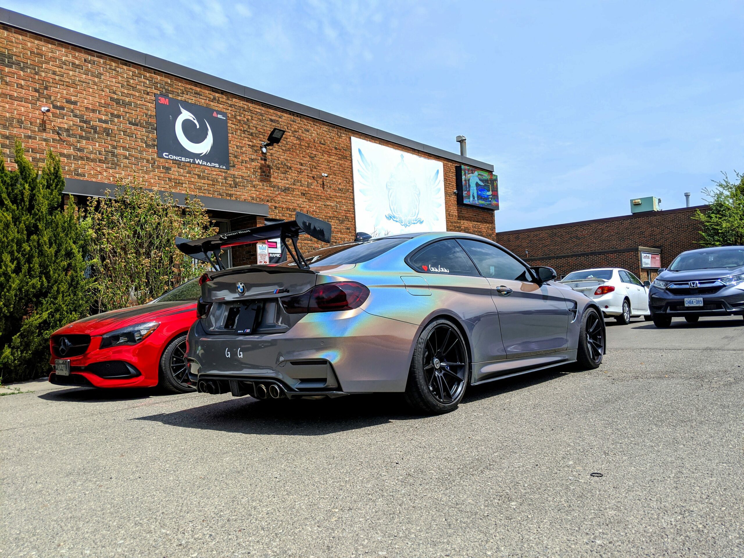 BMW M4 Psychedelic - Concept Wraps