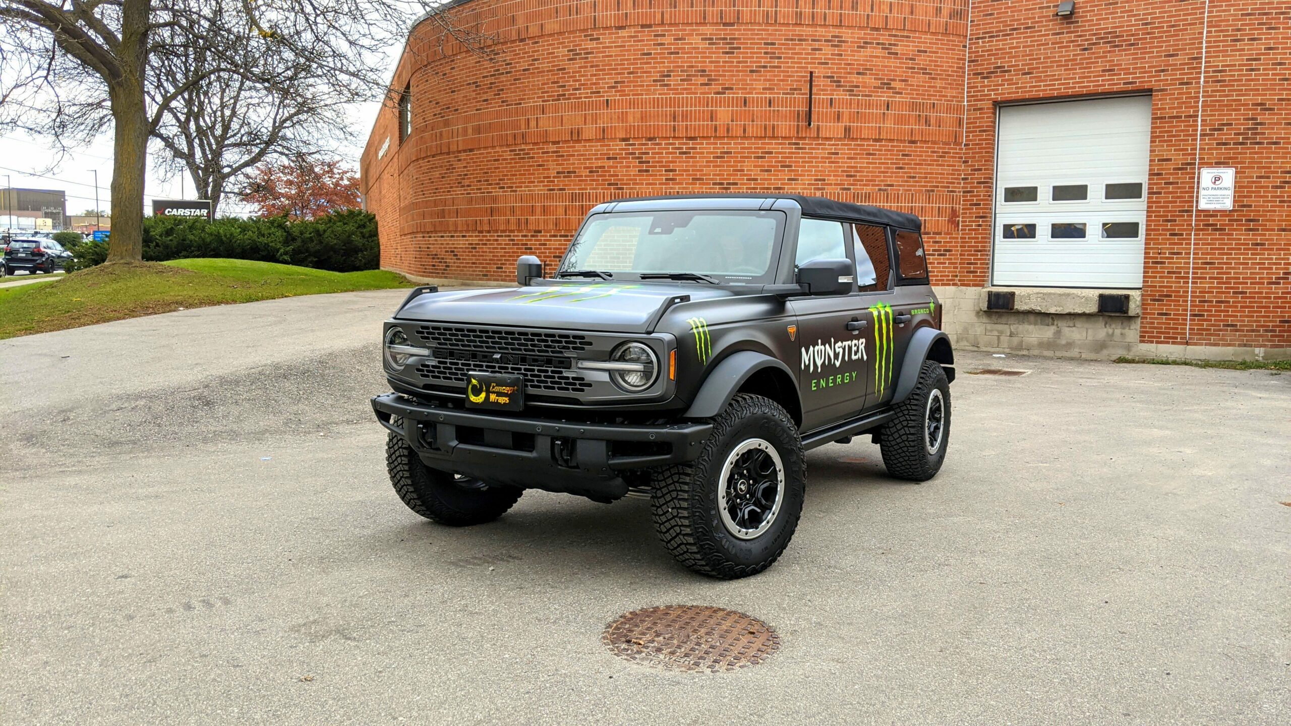 Ford Bronco Matte Phantom Black - Concept Wraps