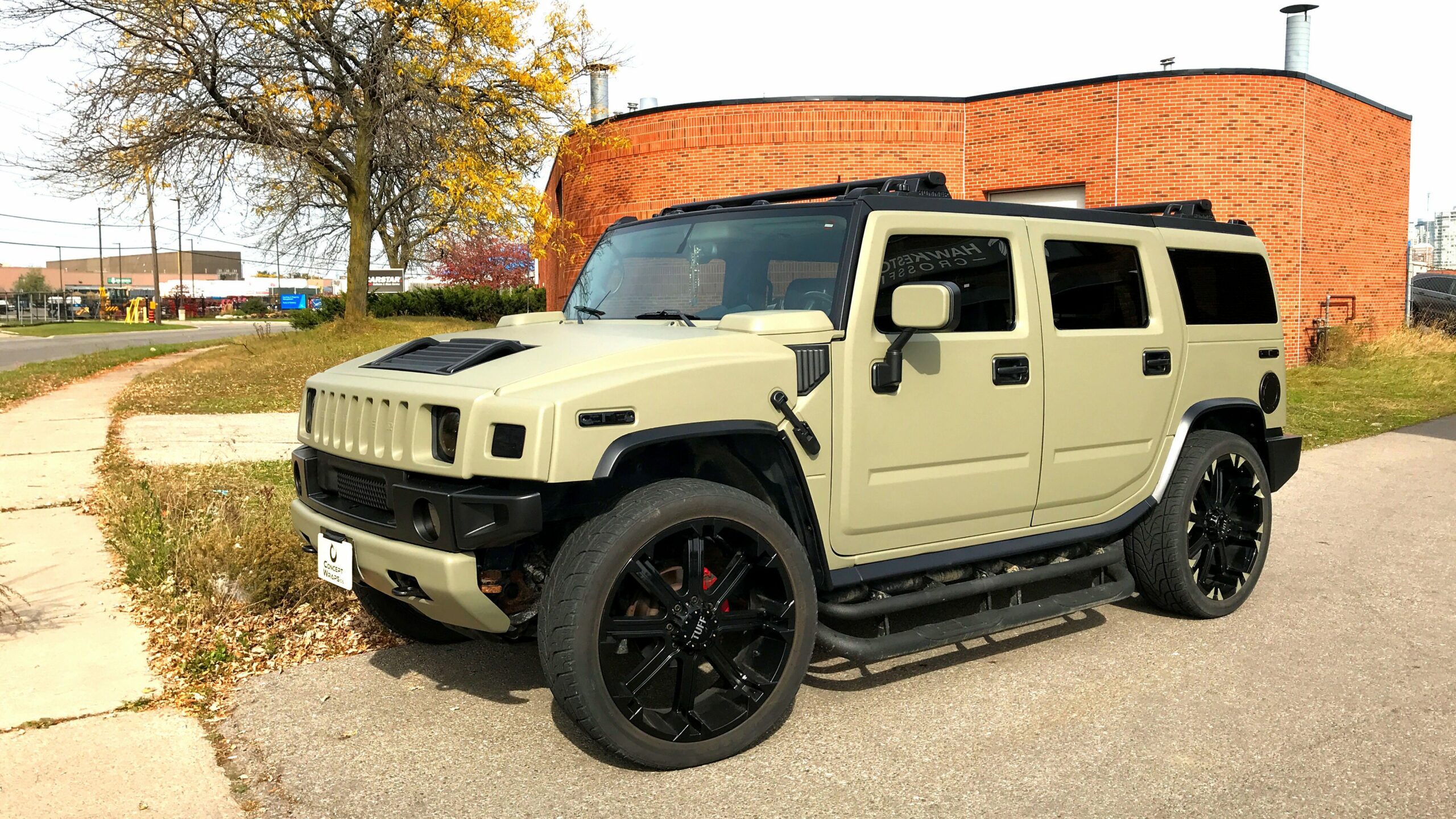 Land Rover Defender Matte Phantom Black - Concept Wraps
