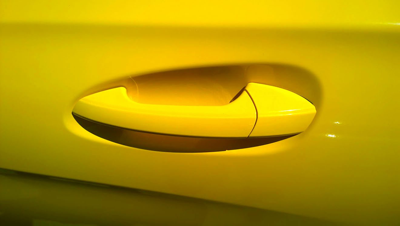 Mercedes-Benz CLA Bright Yellow - Concept Wraps