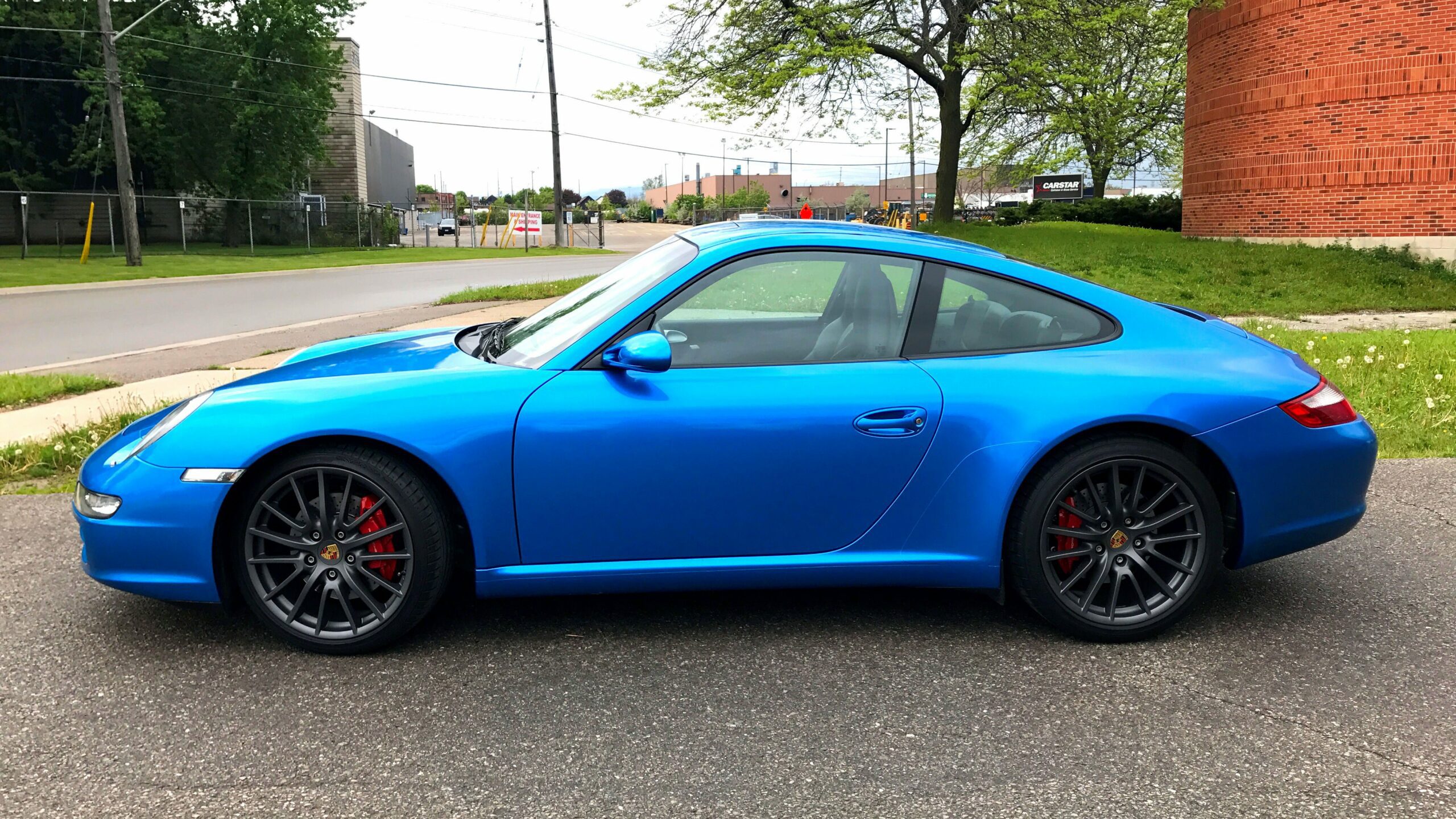 Porsche 997 - 911 Bright Blue Metallic - Concept Wraps