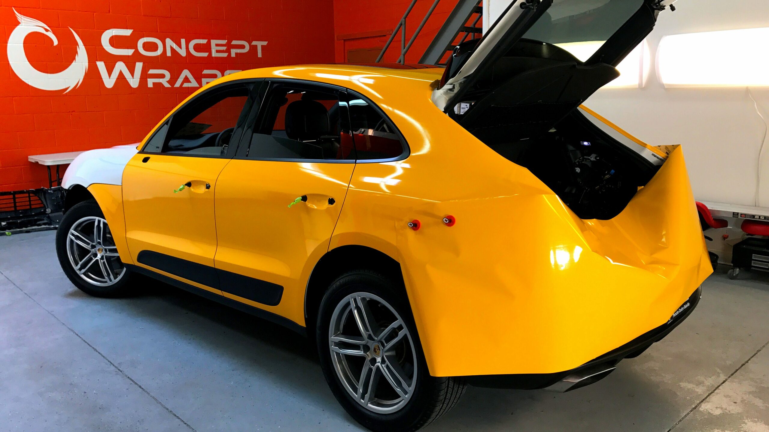 Porsche Macan Sunflower Yellow - Concept Wraps