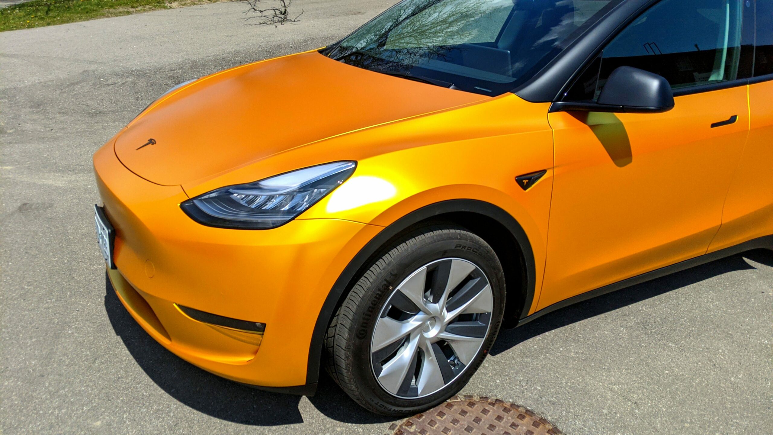 Tesla Model Y Energetic Yellow - Concept Wraps