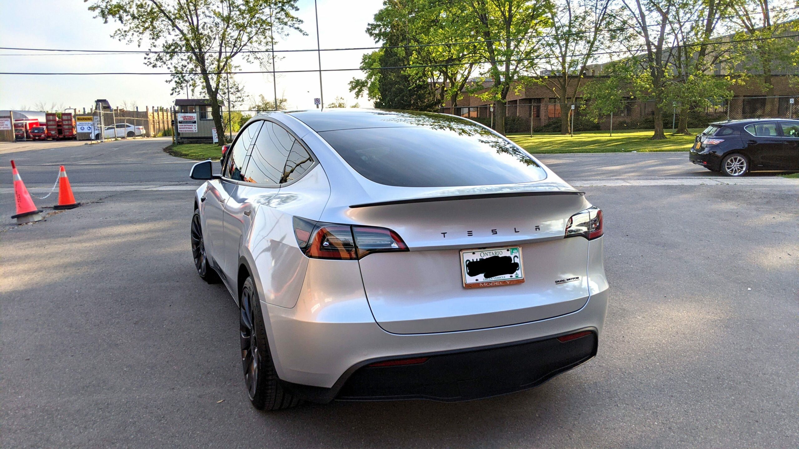 Tesla Model Y Gloss Silver - Concept Wraps