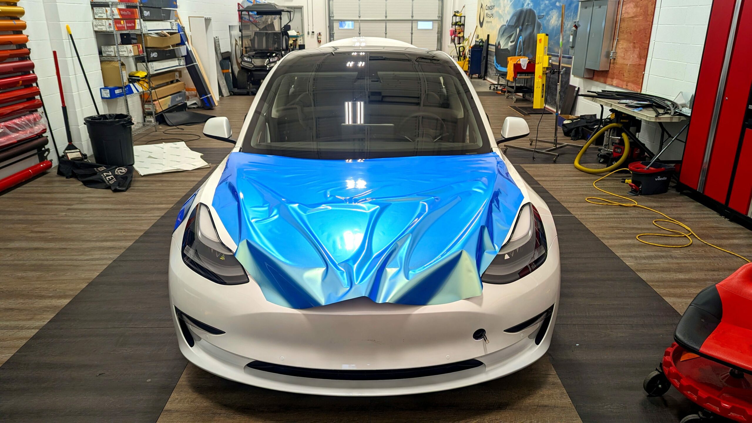Tesla Model Y Green Blue Iridescent - Concept Wraps