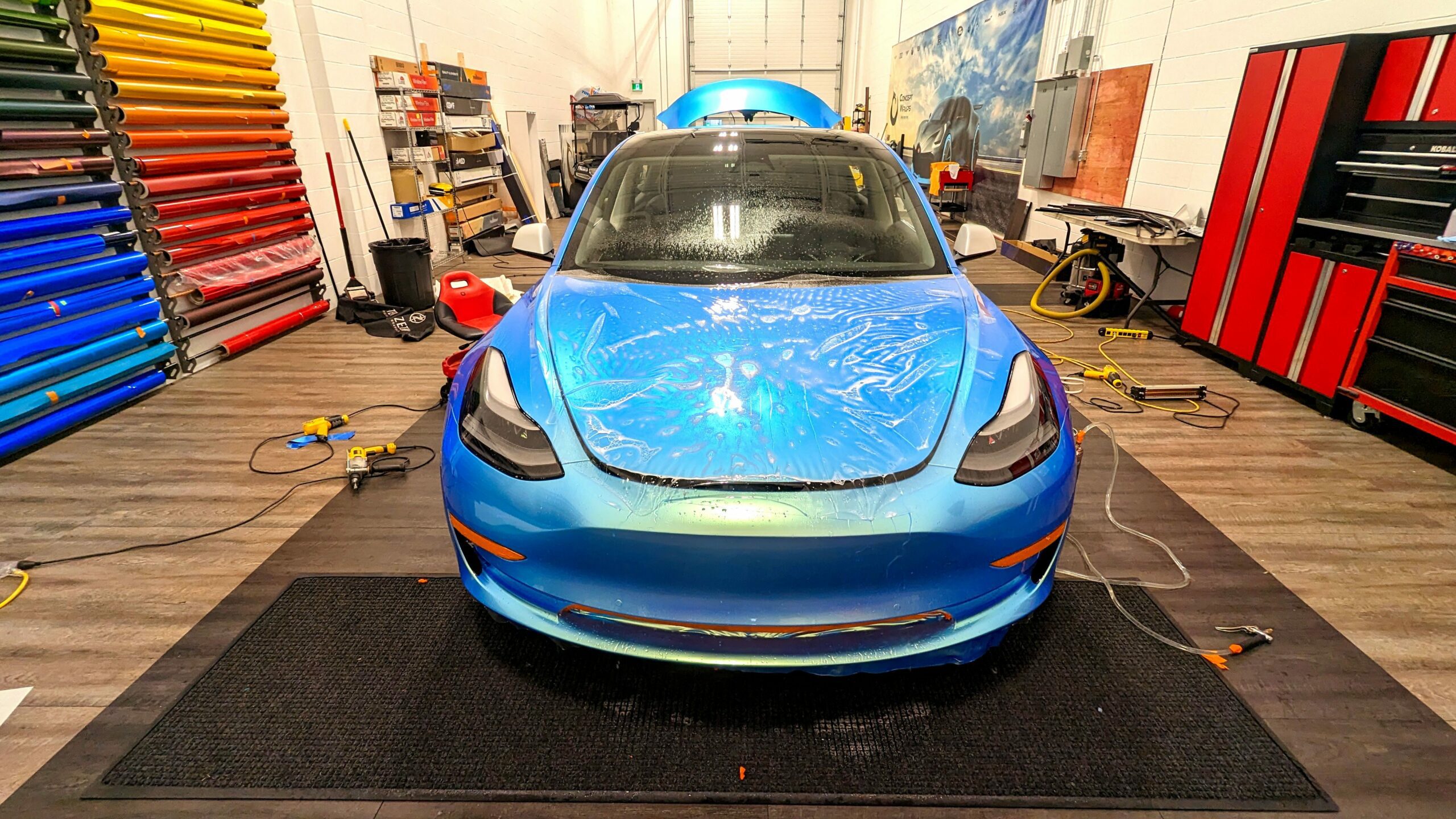 Tesla Model Y Green Blue Iridescent - Concept Wraps