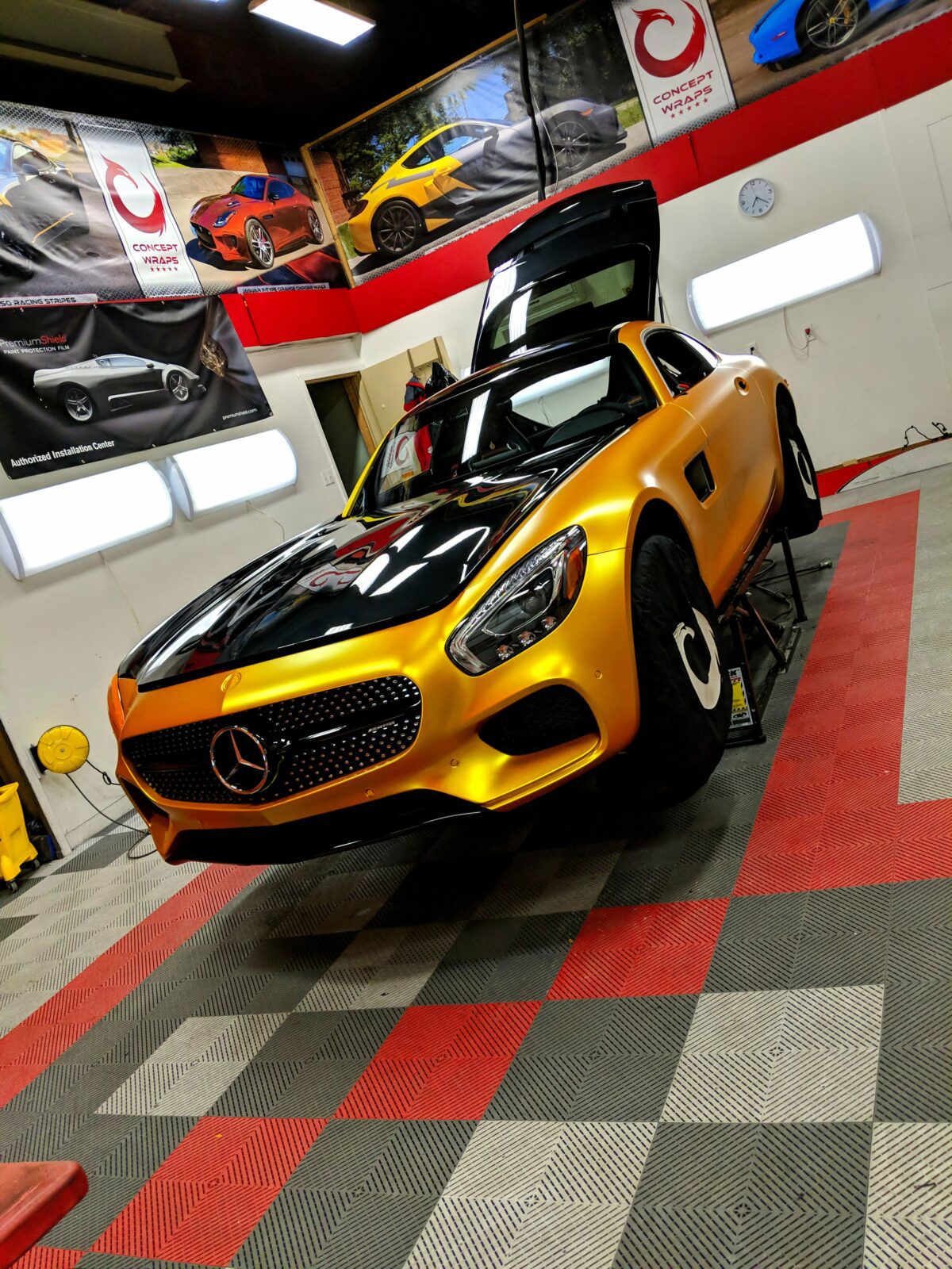 Mercedes-Benz AMG GTS Energetic Yellow - Concept Wraps